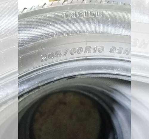 Yokohama Avid Ascend 205/60 R16 92H