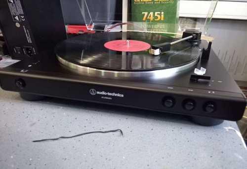 Проигрыватель Audio-Technica AT-LP60XBT Автомат