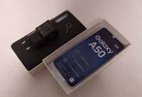 Samsung Galaxy A50, 4/64 гб