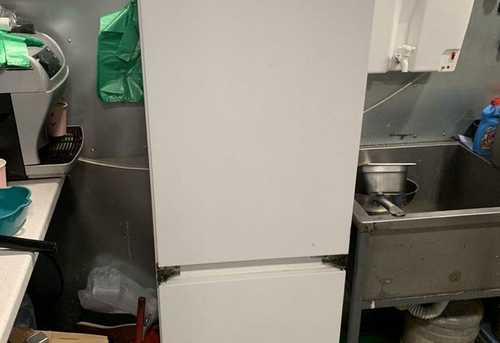 Холодильник IKEA