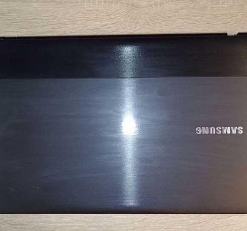 Ноутбук Samsung NP300E5A на запчасти