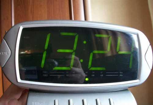 Часы будильник электронные vitek vt-3512
