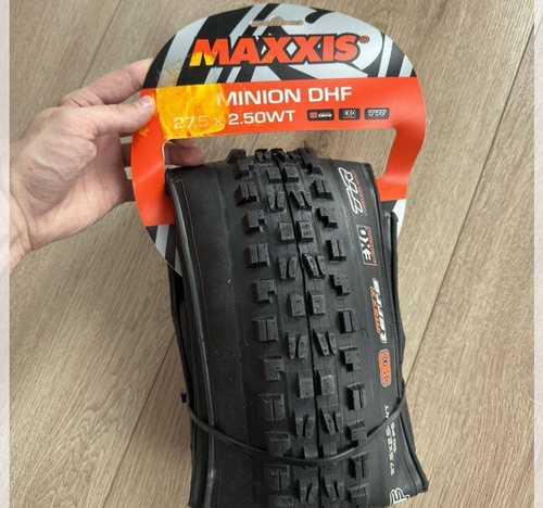 Maxxis minion dhf 27.5
