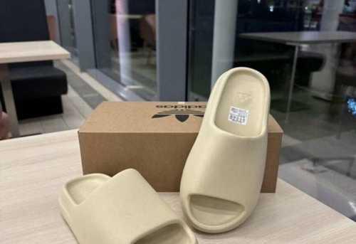 Тапки Adidas yeezy slide