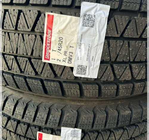 Bridgestone Blizzak DM-V3 255/45 R20 101T