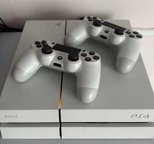 Sony playstation 4   два джостика