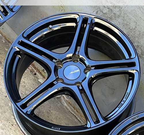 Литые диски Bridgestone Potenza Adrenalin SW005 8×R18 5×114.3
