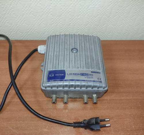 Б/у Антенный усилитель Vector Lambda PRO 20V56M