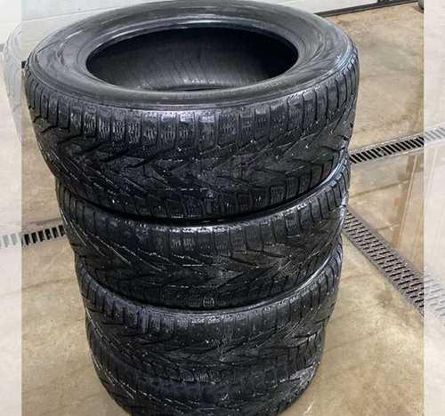 Nokian Tyres Hakkapeliitta R3 SUV 235/60 R18