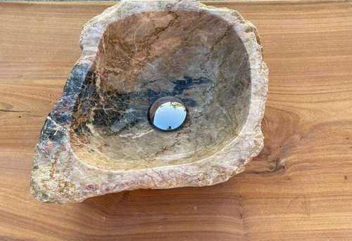 Дизайнерская раковина из натурального камня