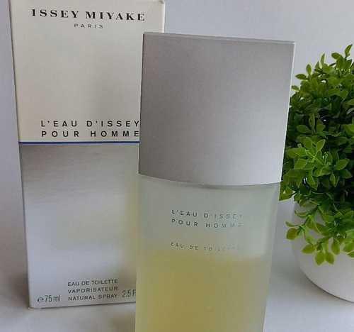 Issey miyake (Франция) туалетная вода муж. б/у