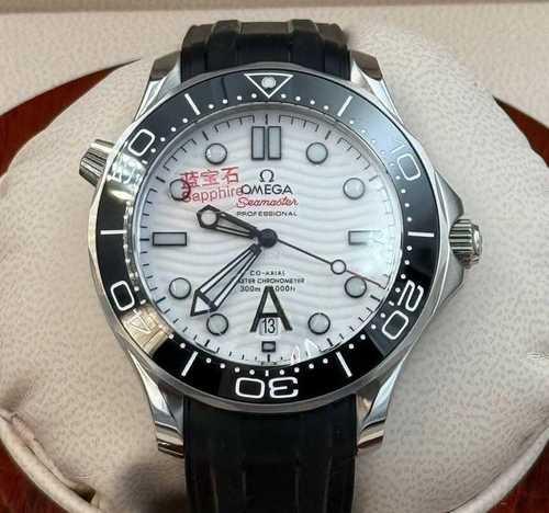 Часы Omega Seamaster White