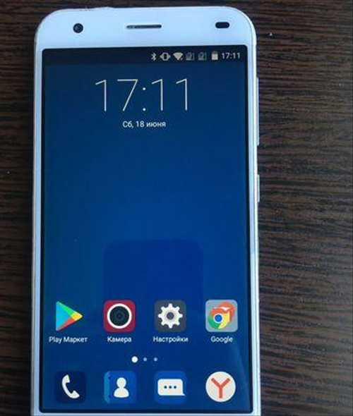 Телефон ZTE blade s6