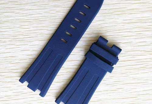 Каучуковый ремешок синий на часы Audemars Piguet