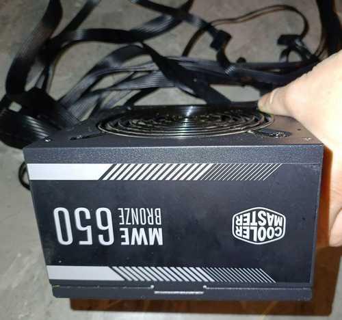 Продаю блок питания Cooler master Bronze 650