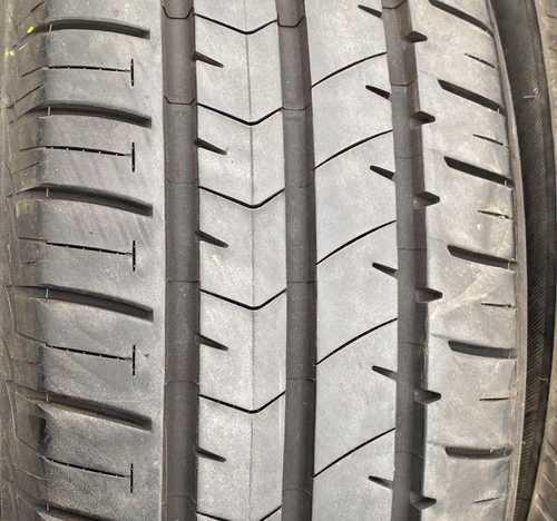Bridgestone Ecopia NH100 RV 215/55 R17 94V