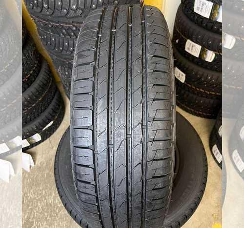 Ikon Tyres CHARACTER ULTRA 225/50 R17 98