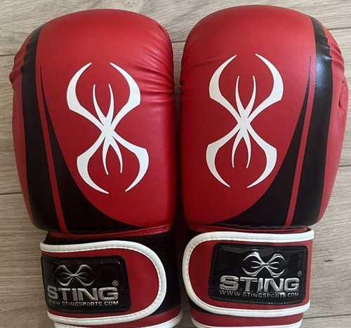 Боксерские перчатки 16 oz Sting