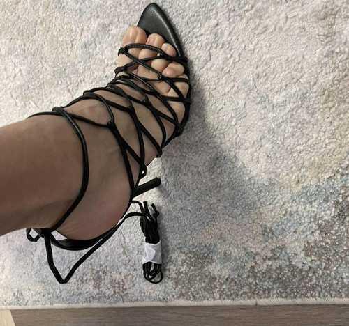 Steve madden босоножки 38