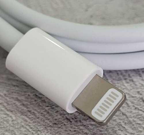 Кабель Apple lightning USB-C