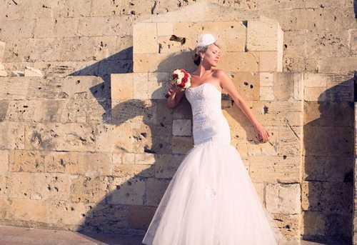 Платье свадебное белое р 48-50 фасон "рыбка"