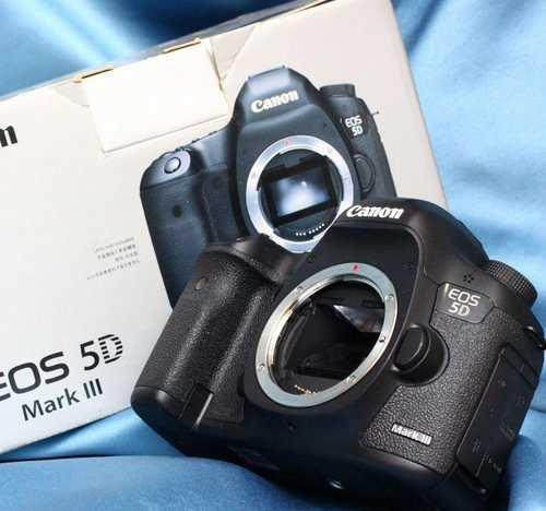 Canon 5D Mark III (пробег 13000) как новый