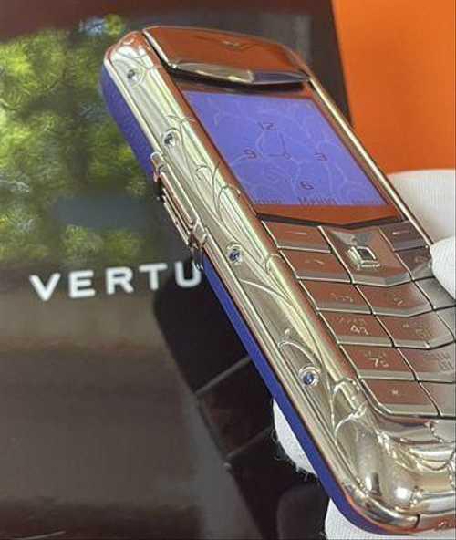 Vertu Constellation Rococo Blue Sapphire