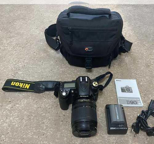 Nikon D90   объектив 18-105