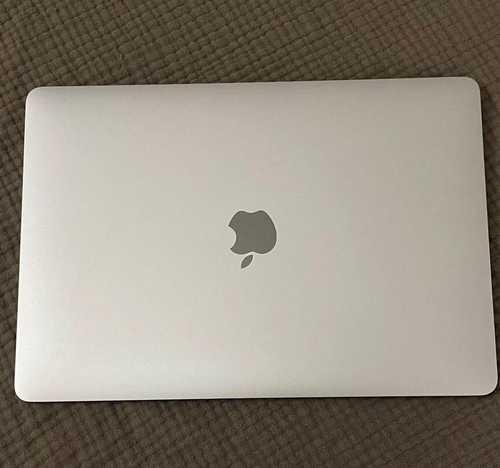 Apple macbook air 13 2019 256 гб