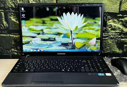 Ноутбук Samsung NP300E5C