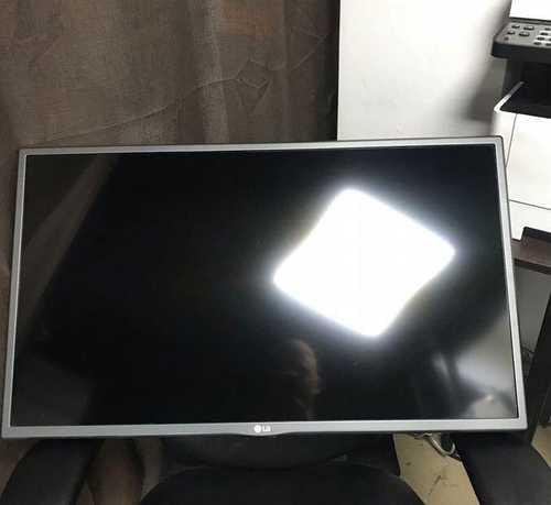 Телевизор LG 32LH570U 2016 LED
