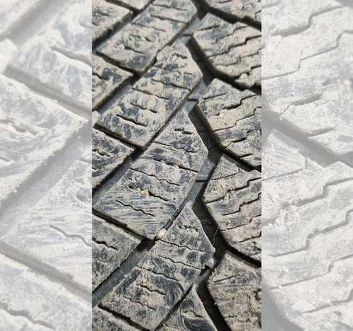 Continental ContiIceContact 4x4 235/60 R17 106T