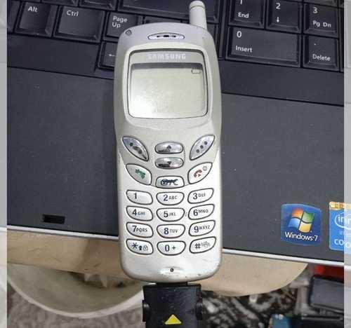 Samsung SGH-R210