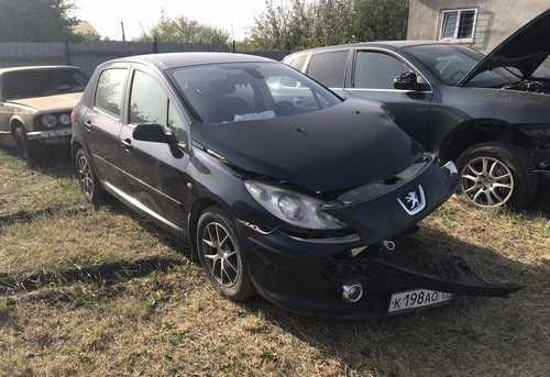 Двери в разборе Peugeot 307