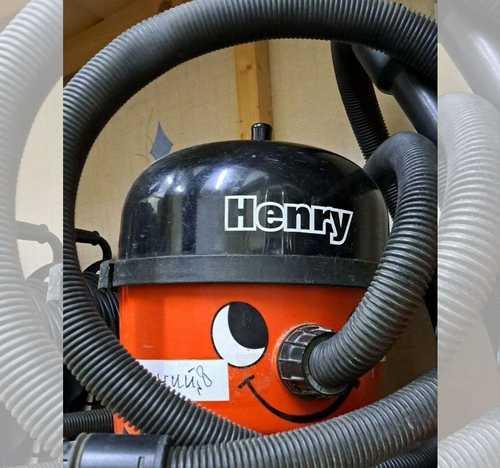 Пылесос Henry HVR 200A (Numatic)