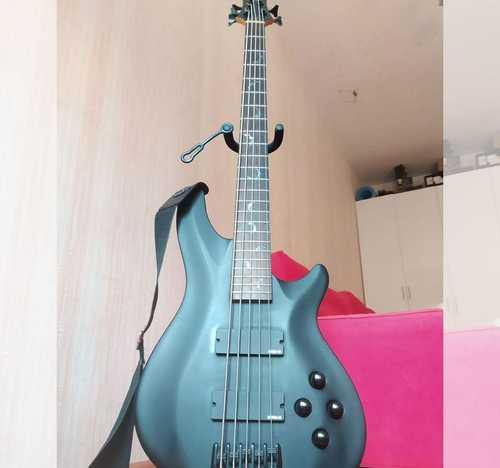 Бас гитара schecter damien 5 струн