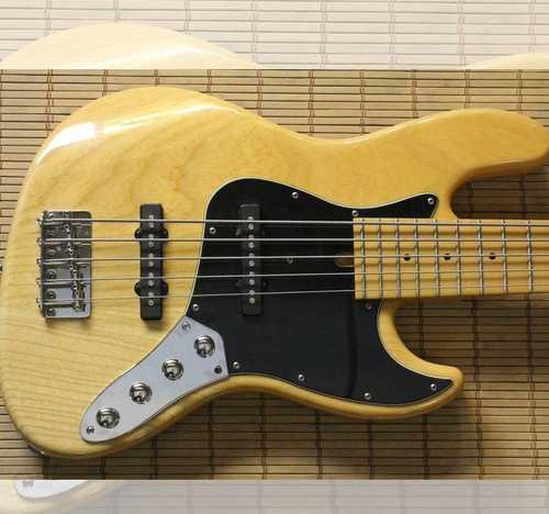 Bacchus BJB5-700 Universe Series Jazz Bass