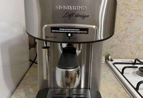 Рожковая кофеварка Redmond RCM-M1523