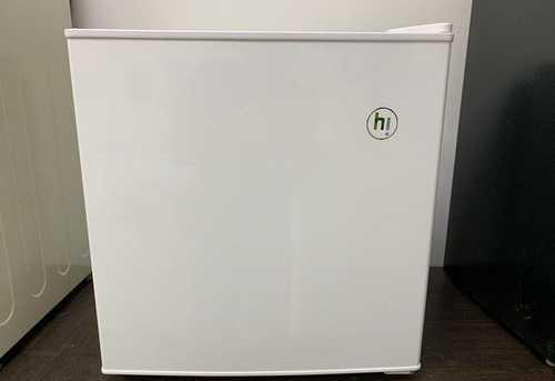 Холодильник маленький новый Hi