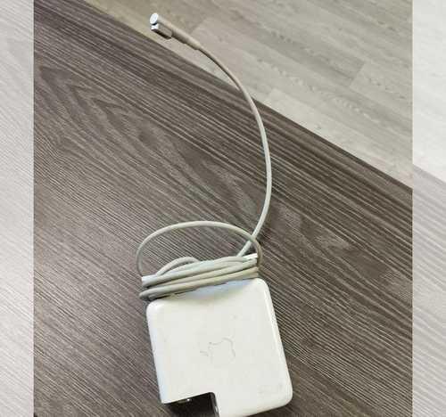 Блок (адаптер) питания MacBook 6.5V, 3.65A