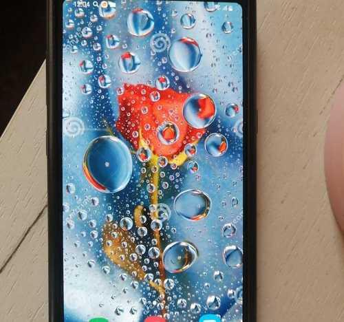 Samsung Galaxy A8 , 4/32 ГБ