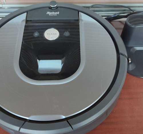 Робот-пылесос iRobot Roomba 960