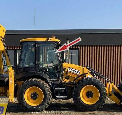 Стекло дверное правое Jcb 3cx-4cх