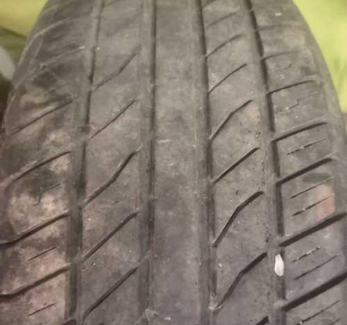 Continental 235/60 R16
