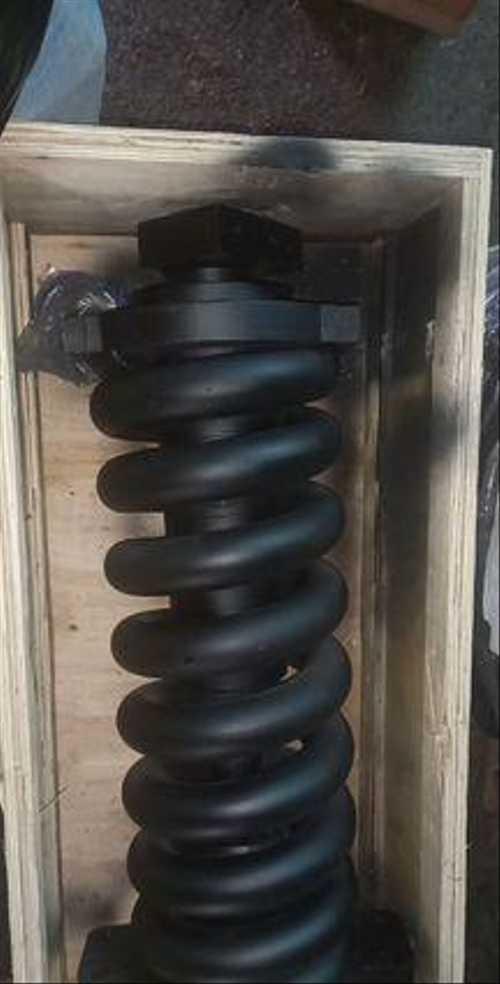 Натяжитель гусеницы cat 330GC