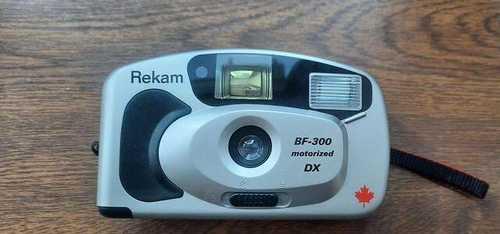 Винтажный пленочный фотоаппарат Rekam