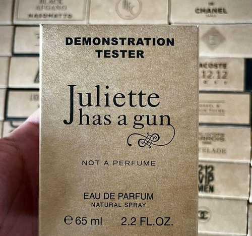 Juliette has a gun