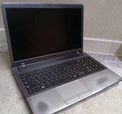 Ноутбук Samsung np350 i5