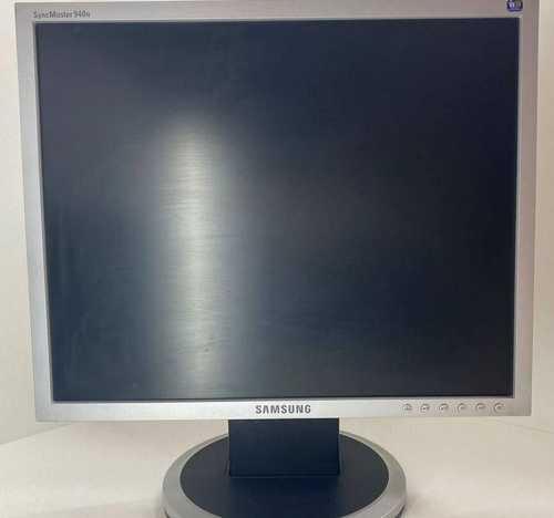 Монитор Samsung Syncmaster 940N