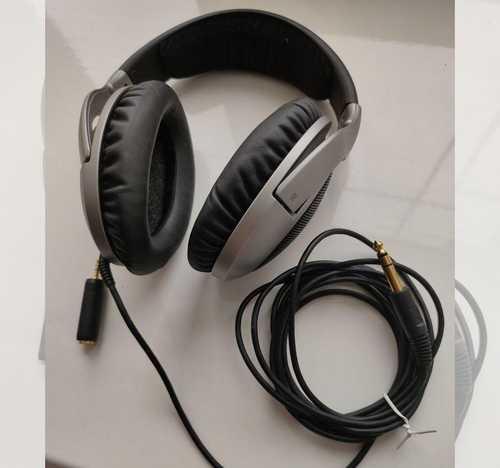 Sennheiser HD 555